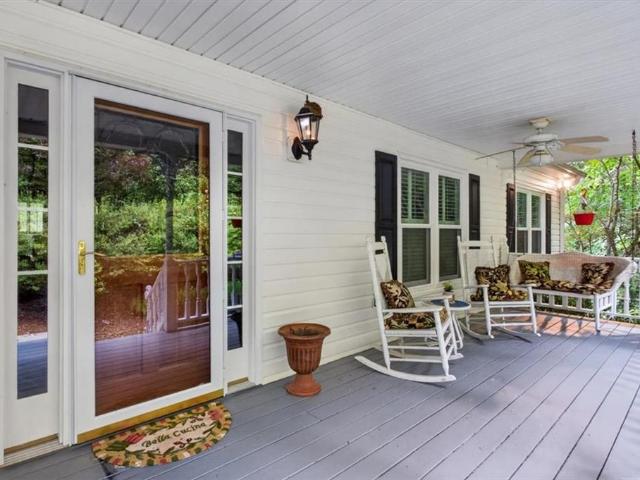 654 Oaklands Drive