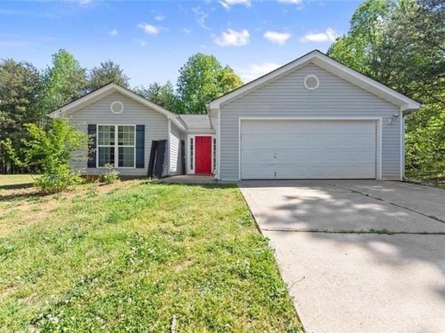 654 Marigold Ln, Mount Airy, GA 30563