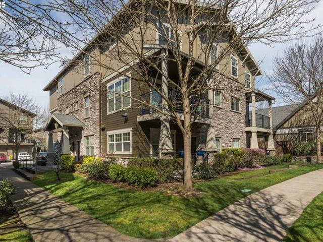 654 NE Garswood Ln, Hillsboro, OR 97006