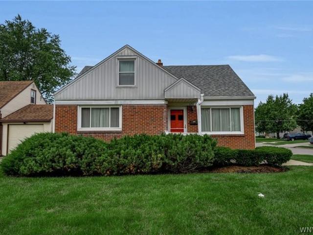 654 Parkhurst Blvd, Buffalo, NY 14223