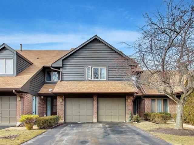 654 Picardy Cir, Northbrook, IL 60062