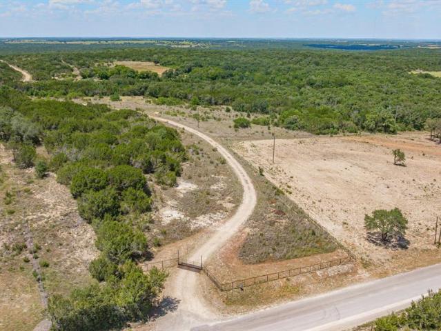 654 Private Road 1129