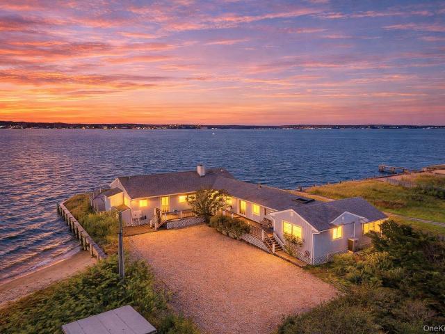 654A Dune Road