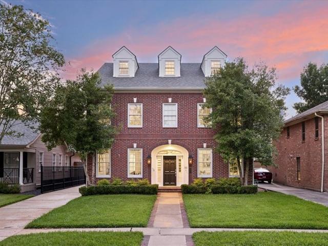 6554 Auden St, Southside Place, TX 77005