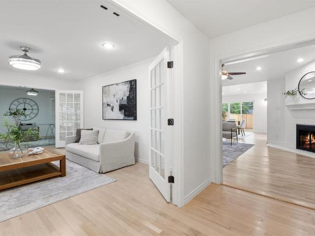 6554 Ridgeview Circle