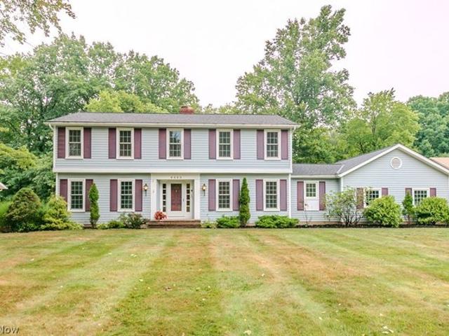 6555 Creekside Trl, Solon, OH 44139