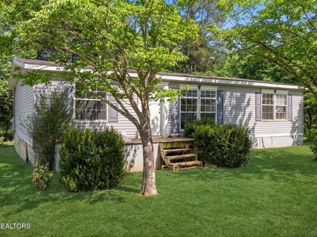 6555 General Carl W Stiner Hwy, La Follette, TN 37766