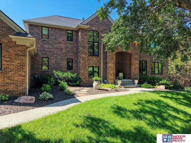6555 Pheasant Run Pl, Lincoln, NE 68516