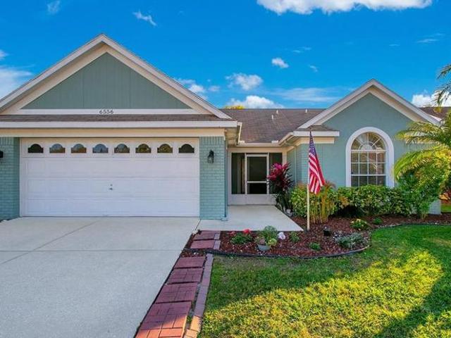 6556 Autumn Cove Dr, Orlando, FL 32822