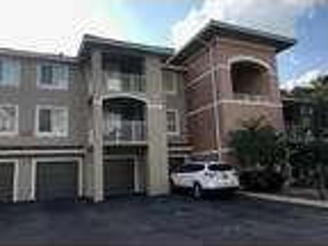 6556 Emerald Dunes Dr #306, West Palm Beach, FL 33411
