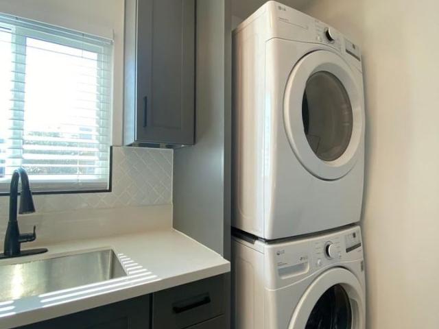 6556 Lamirada Ave 1 Bedroom Apartment for Rent at 6556 La Mirada Ave, Los Angeles, CA 90038 Central Hollywood