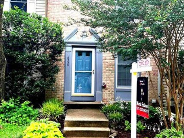 6556 Skylemar Trl, Centreville, VA 20121