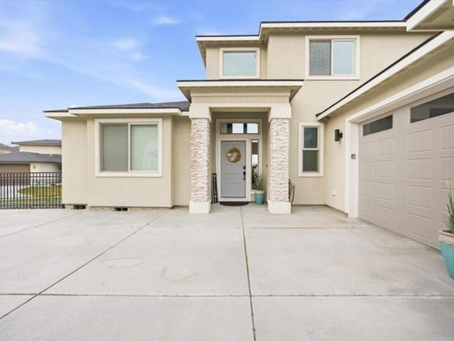 6557 Argos St, West Richland, WA 99353