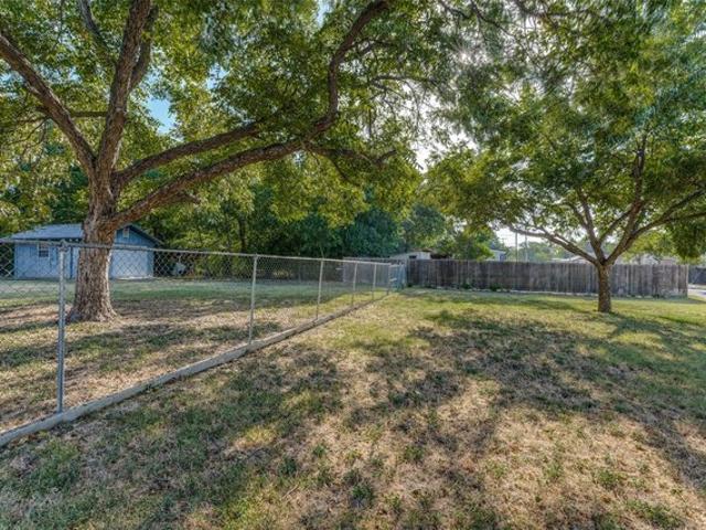 6558 Garland Ave, Fort Worth, TX 76116
