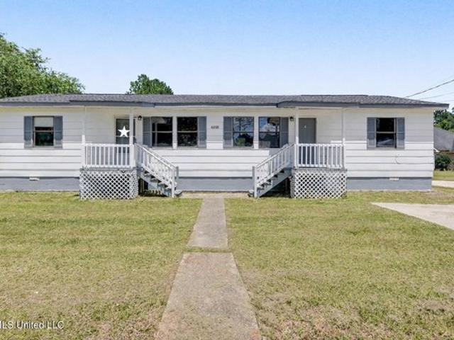 6558 Simmons Dr, Long Beach, MS 39560