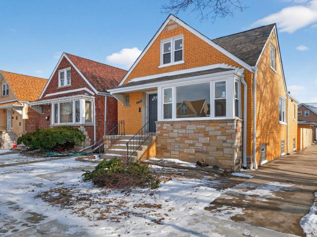 6559 S Kedvale Ave, Chicago, IL 60629 | MLS #12652