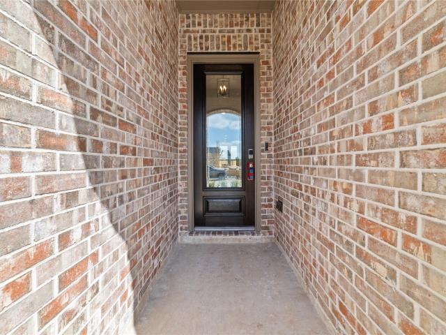 6559 Scarlet Pond Lane