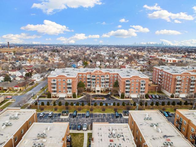 6559 W George St, Unit 309, Chicago, IL 60634 | MLS #12653