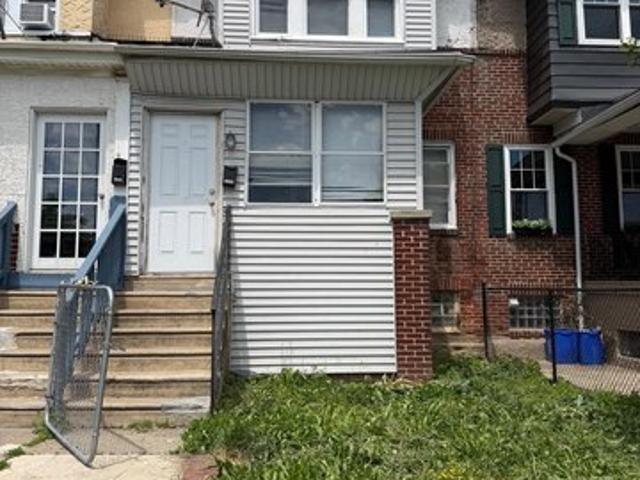 6550 Hegerman St, Philadelphia, PA 19135