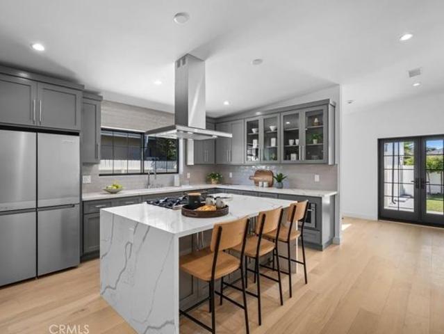 6550 W 84th St, Los Angeles, CA 90045