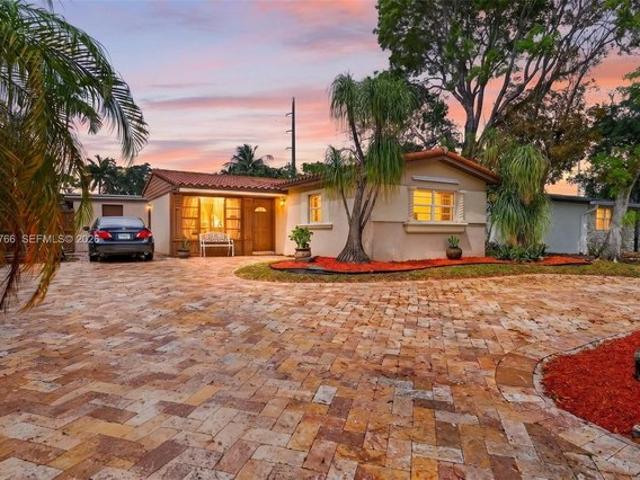 6551 Sherman St, Hollywood, FL 33024