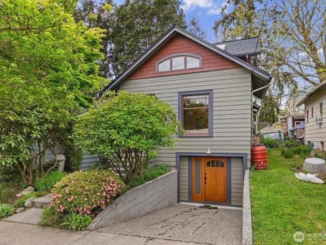 6553 21st Ave NW, Seattle, WA 98117