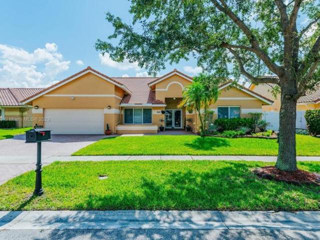 655 164th Ave NW, Pembroke Pines, FL 33028
