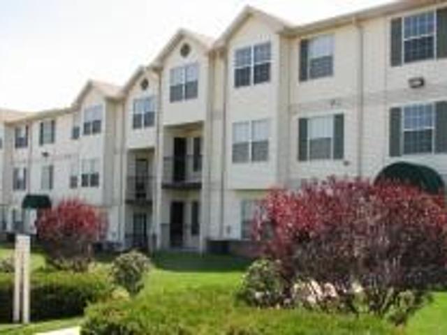 $655 / 2br Great Unit for July! Lincoln map