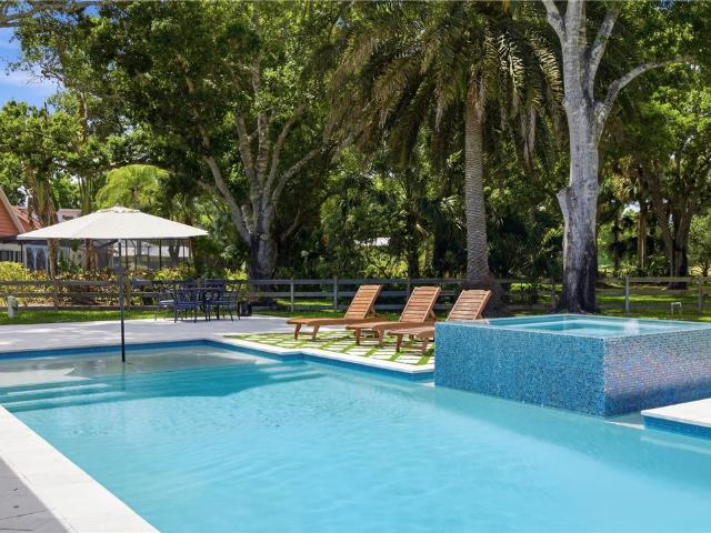 655 40th Ave SW, Vero Beach, FL 32968 | MLS #296014 | Compass