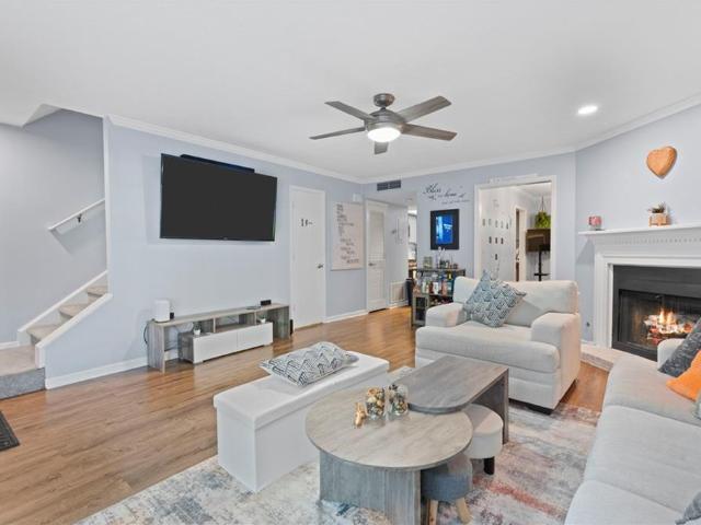 655 Anderson Walk