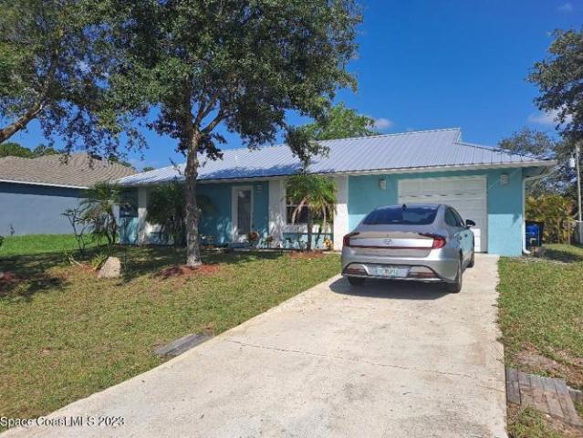 655 Airoso Rd, Palm Bay, FL 32909