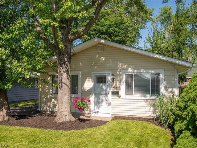 655 Orchard Rd, Willoughby, OH 44094