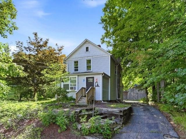 655 Macopin Rd, West Milford, NJ 07480