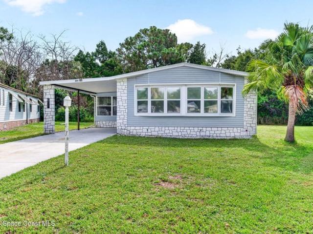 655 Marlin Cir, Barefoot Bay, FL 32976