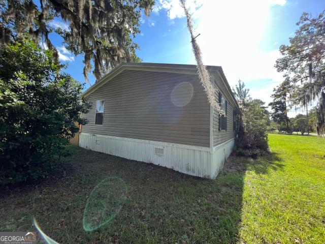 655 Meadowood Drive