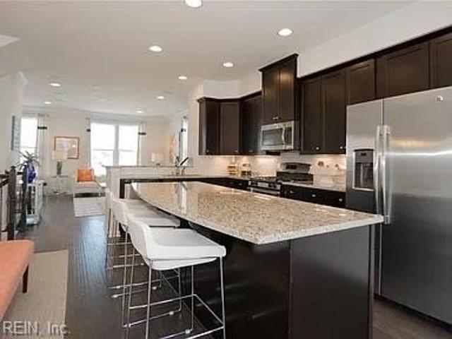 655 Mill Creek Pkwy, Chesapeake, VA 23323
