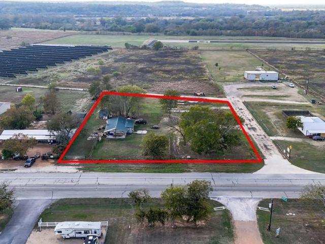 655 N W Loop 230, Smithville, TX 78957 | MLS #35742 | Compass