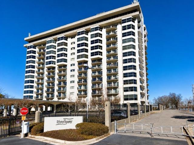 655 S Riverside Dr Apt 204, Memphis, TN 38103