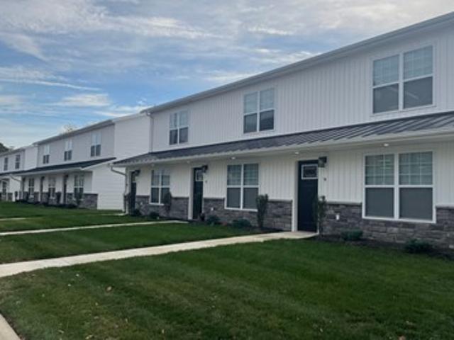 655 Spring Street 2 Bedrooms, 1.5 Bathrooms