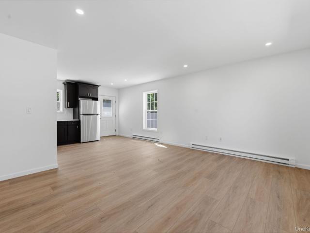 655 Post Avenue