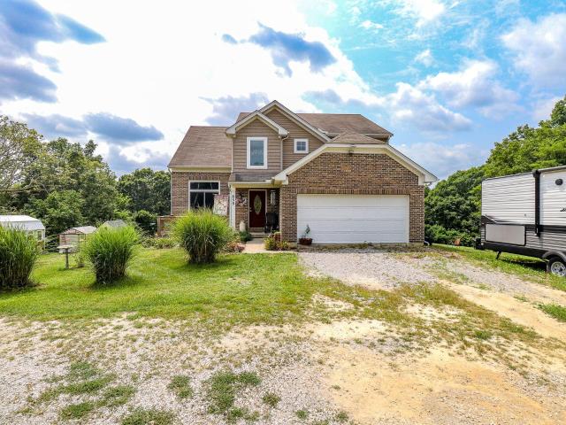 655 Roberts Lane
