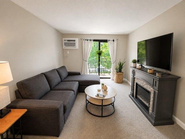 655 W Lowell Ave Unit 12, Haverhill, MA 01832