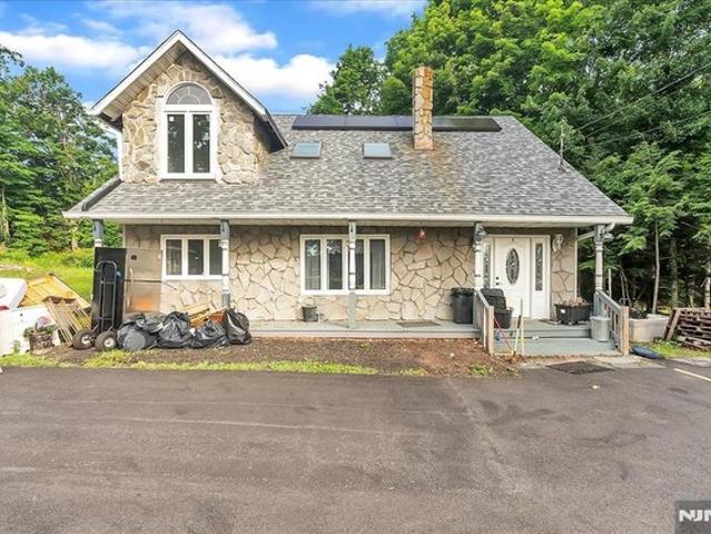 655 Warwick Tpke, West Milford, NJ 07421