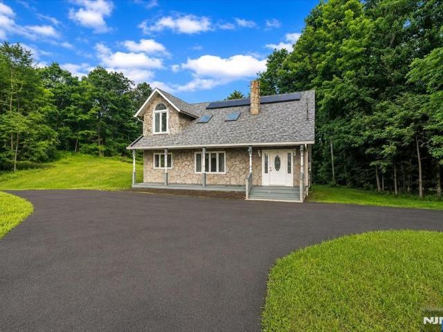 655 Warwick Turnpike