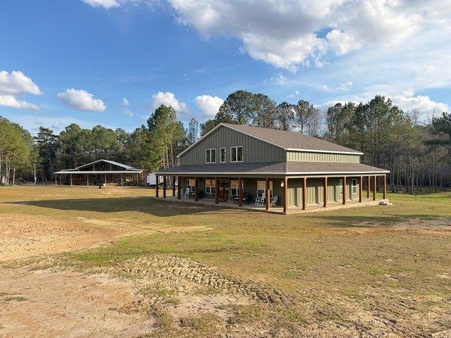 655 Willow Oaks Dr, Ozark, AL 36360