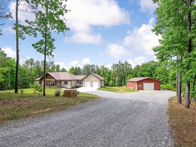 655 Thunder Ridge Dr, South Pittsburg, TN 37380