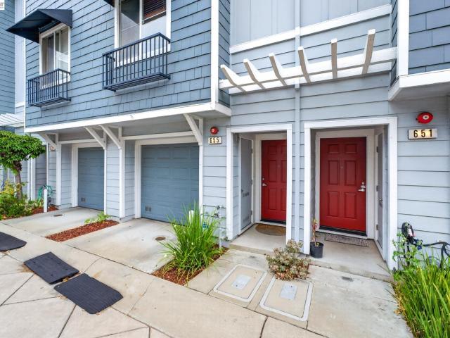 655 Veranda Cir