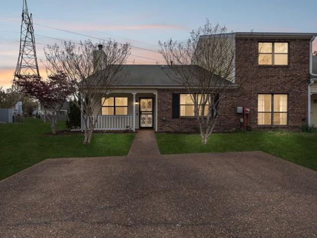 6565 Hickory Meadow Dr, Chattanooga, TN 37421