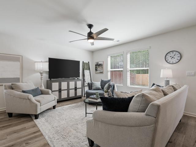 6566 Creek Circle