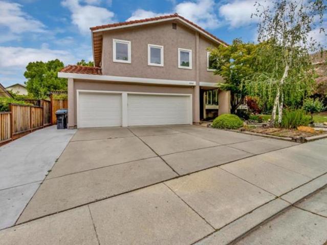 6568 Whispering Pines Dr, San Jose, CA 95120